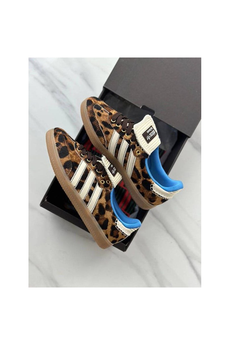 Adidas Женские кроссовки Simba